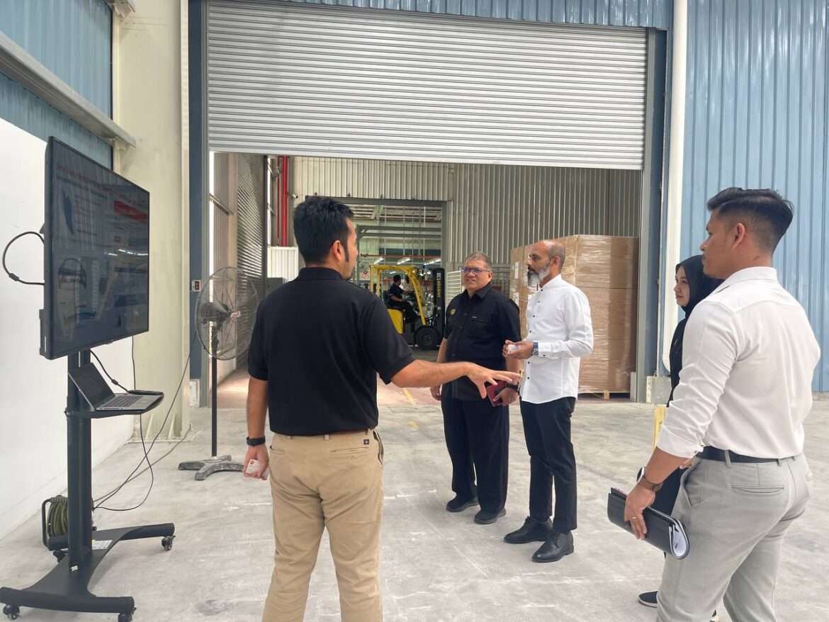 𝐀 𝐟𝐚𝐜𝐭𝐨𝐫𝐲 𝐯𝐢𝐬𝐢𝐭 𝐬𝐞𝐬𝐬𝐢𝐨𝐧 𝐭𝐨 𝐒𝐢𝐦𝐞 𝐃𝐚𝐫𝐛𝐲 𝐀𝐮𝐭𝐨 𝐌𝐨𝐝𝐮𝐥𝐞 𝐒𝐝𝐧 𝐁𝐡𝐝 𝐚𝐧𝐝 𝐒𝐢𝐦𝐞 ...