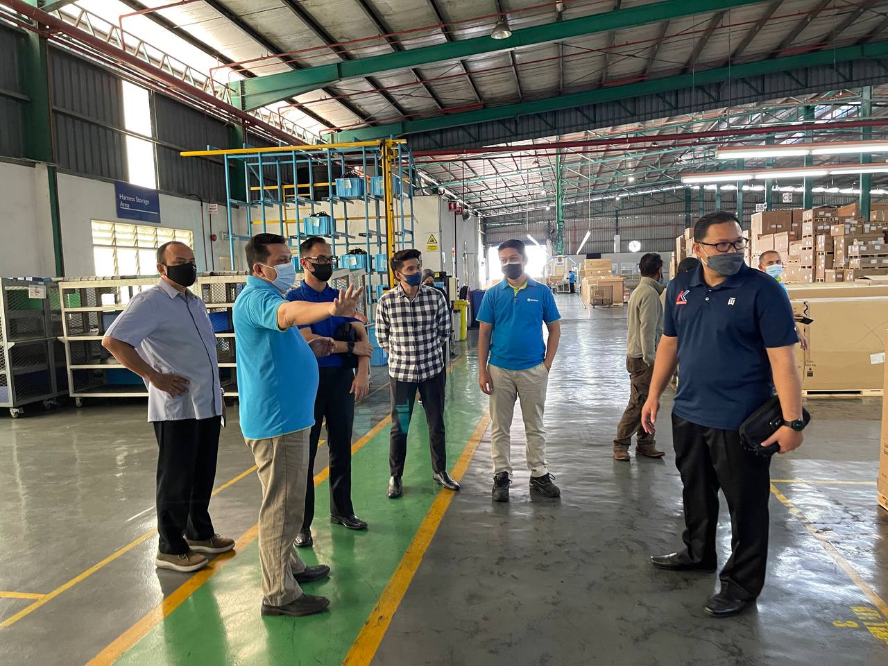 𝐅𝐚𝐜𝐭𝐨𝐫𝐲 𝐯𝐢𝐬𝐢𝐭 𝐭𝐨 𝐘𝐚𝐧𝐅𝐞𝐧𝐠 𝐌𝐚𝐥𝐚𝐲𝐬𝐢𝐚 𝐀𝐮𝐭𝐨𝐦𝐨𝐭𝐢𝐯𝐞 𝐈𝐧𝐭𝐞𝐫𝐢𝐨𝐫 𝐒𝐲𝐬𝐭𝐞𝐦 𝐒𝐝𝐧. 𝐁𝐡𝐝 ...
