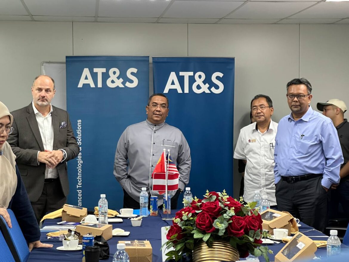 𝐖𝐨𝐫𝐤𝐢𝐧𝐠 𝐯𝐢𝐬𝐢𝐭𝐬 𝐭𝐨 𝐀𝐓&𝐒 𝐌𝐚𝐥𝐚𝐲𝐬𝐢𝐚, 𝐊𝐮𝐥𝐢𝐦 𝐇𝐢-𝐓𝐞𝐜𝐡 𝐏𝐚𝐫𝐤 (𝐊𝐇𝐓𝐏), 𝐊𝐮𝐥𝐢𝐦 ...